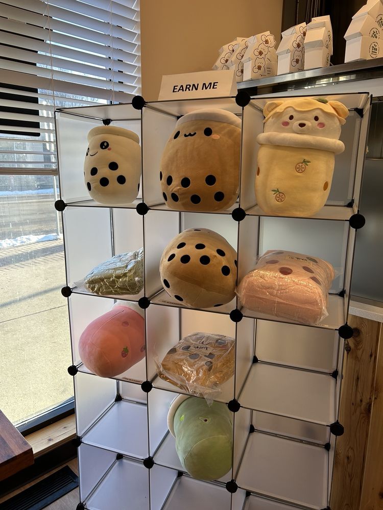 TEALICIOUS BLEND - Updated November 2025 - 25 Photos - 516 St. Albert ...