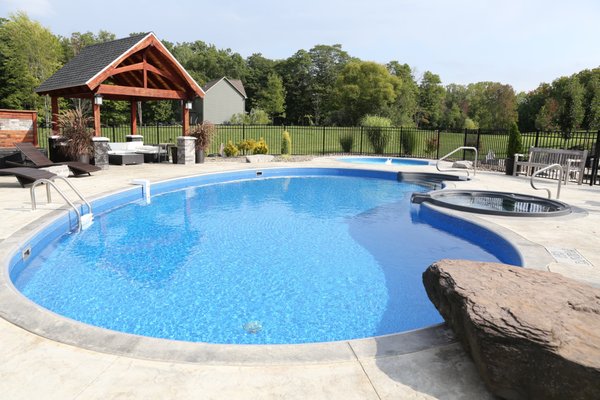Majestic pools store