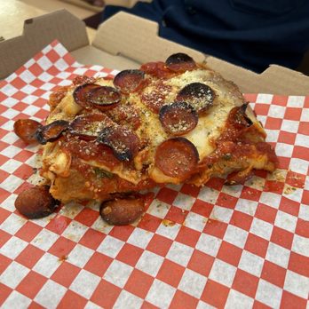 DANNY BOY’S FAMOUS ORIGINAL PIZZERIA - Updated September 2024 - 374 ...