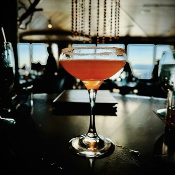 SIX SEVEN RESTAURANT - Updated December 2024 - 2141 Photos & 1328 ...