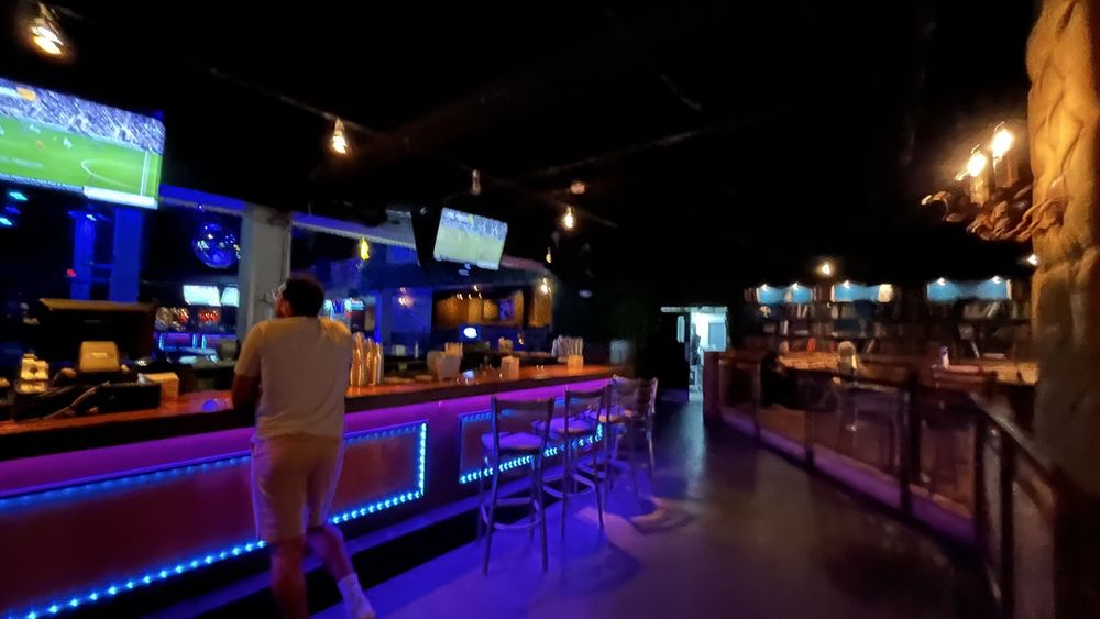 CLEMATIS SOCIAL - 11 Photos & 10 Reviews - 219 Clematis St, West Palm ...