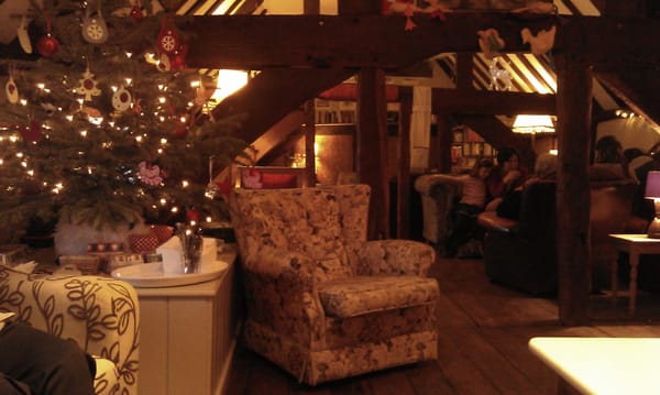 PINNOCK’S COFFEE HOUSE - Updated August 2025 - High Street, Ripley ...