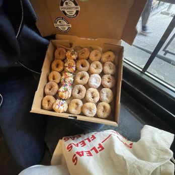 DOUGHNUTTERY - Updated October 2025 - 803 Photos & 601 Reviews - 425 W ...