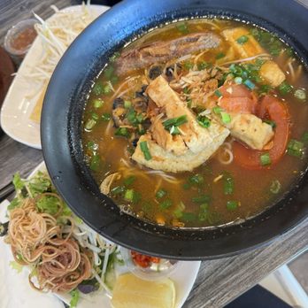 BLUE MONKEY CAFE & RESTAURANT - Updated December 2024 - 986 Photos ...