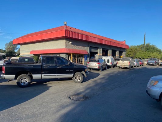 GARDEN HIGHWAY AUTO CLINIC - Updated December 2025 - 10 Photos & 125 ...