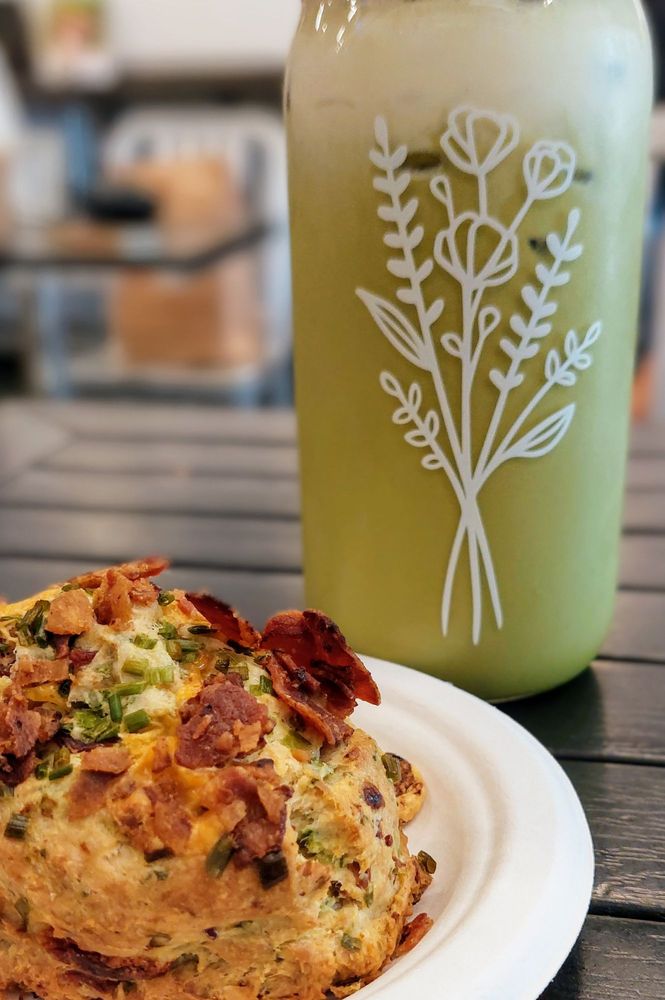 9BAR HNL - Updated January 2026 - 1300 Photos & 470 Reviews - 685 Auahi ...