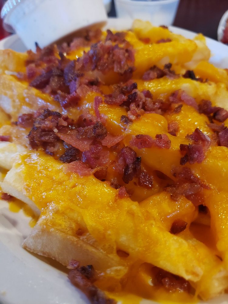 SIGNATURES MILLS STONE TAVERN - 83 Photos & 101 Reviews - 94 Mill St ...