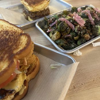 GROOVY BEAST - Updated June 2025 - 164 Photos & 192 Reviews - 1611 ...