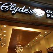 CLYDES BREAD AND PASTRIES - 173 Maharlika Highway, San Pablo City ...