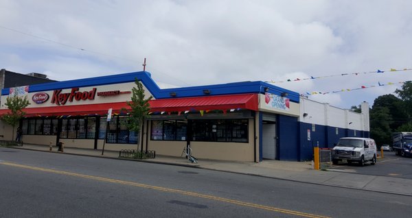 KEY FOOD - Updated October 2025 - 11 Photos - 66-56 Grand Ave, Maspeth ...