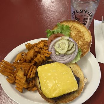 DUFFY’S TAVERN & FAMILY RESTAURANT - Updated June 2025 - 97 Photos ...