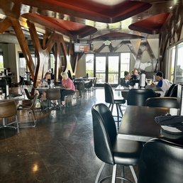 CLIFF DINING PUB - Updated December 2025 - 772 Photos & 690 Reviews ...