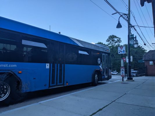 MTA METRO-NORTH TRAIN STATION - BREWSTER, NY - Updated October 2025 ...