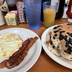 ANTIQUE ROW CAFE - 277 Photos & 280 Reviews - El Cajon, California ...