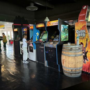 CIDERCADE AUSTIN - Updated October 2024 - 712 Photos & 462 Reviews ...