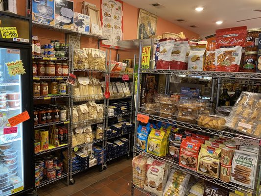 GROCERIA MERANTE - Updated December 2025 - 22 Photos & 48 Reviews ...