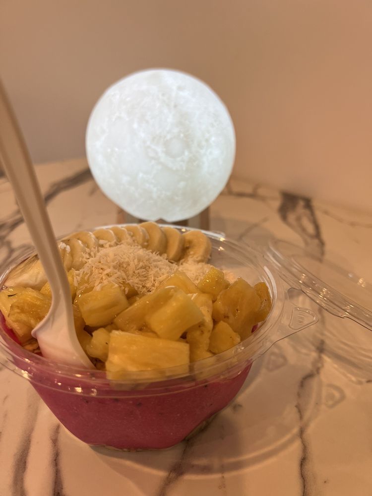 COSMIC CAFE + SMOOTHIE BAR - Updated July 2025 - 92 Photos & 36 Reviews ...