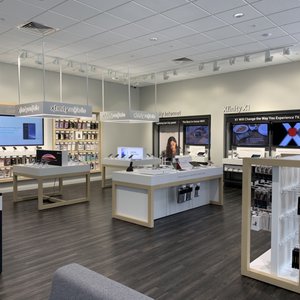 XFINITY STORE BY COMCAST - Updated December 2025 - 21 Photos & 49 ...