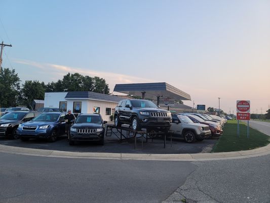 616 MOTORS - Updated April 2026 - 912 Chicago Dr, Jenison, Michigan ...
