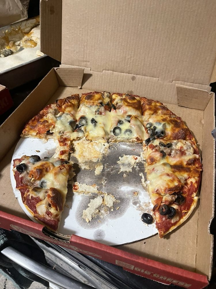 BEGGARS PIZZA - Updated October 2025 - 10 Reviews - 4345 S Broadway ...