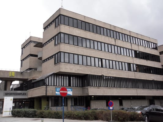 COMPLEXE SPORTIF DE LA VUB - 20 Photos - Boulevard de la Plaine 2 ...