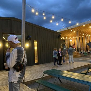 WAYLAND BREWING COMPANY - Updated May 2025 - 209 Photos & 100 Reviews ...