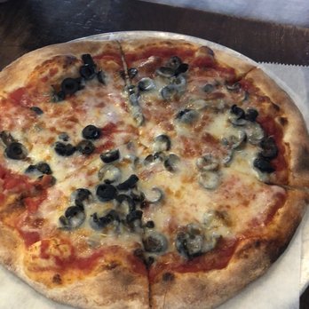 PATSY’S PIZZERIA NANUET - 161 Photos & 237 Reviews - 9103 Fashion Dr ...