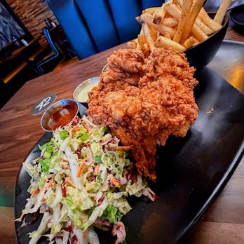 TAP 42 CRAFT KITCHEN & BAR - NAPLES - Updated December 2024 - 35 Photos ...