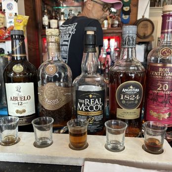 THE RUM BAR - Updated July 2025 - 358 Photos & 426 Reviews - 1117 Duval ...