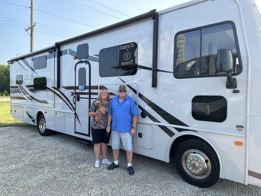 MCKEE RV - Updated December 2025 - 137 Photos & 61 Reviews - 400 1st ...