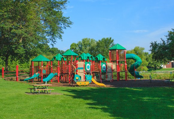 LOCKWOOD PARK - 36 Photos - 5201 Safford Rd,, Rockford, Illinois ...