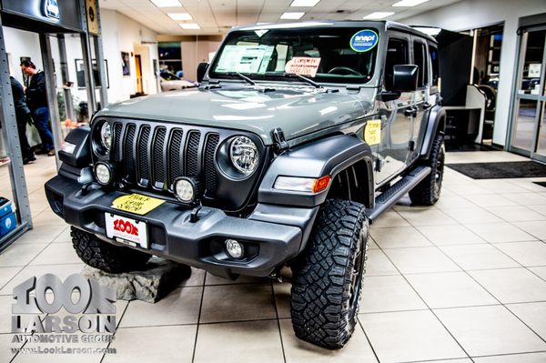 LARSON DODGE - Updated December 2025 - 103 Photos & 294 Reviews - 2001 ...