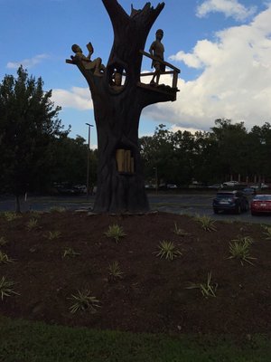 LEROY COLLINS LEON COUNTY PUBLIC LIBRARY - Updated August 2025 - 50 ...