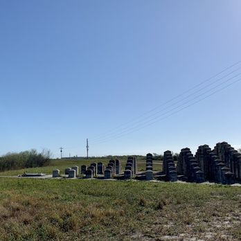 VALUJET 592 MEMORIAL - Updated August 2025 - 50 Photos - US-41, Miami ...