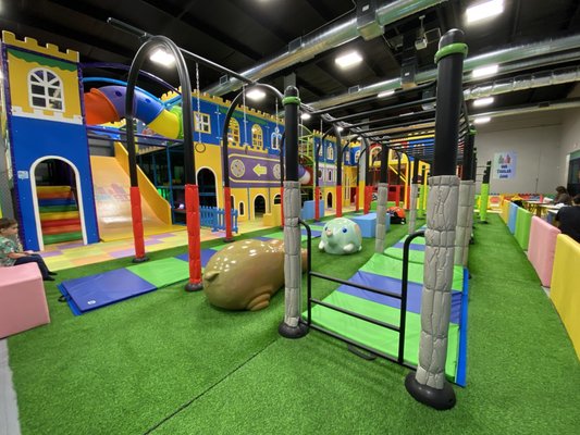 KIDS CITY INDOOR PLAYGROUND - Updated January 2025 - 10 Photos - 7806 S ...