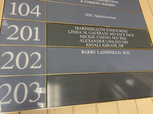 BARRY LANDFIELD, MD - Updated May 2025 - 31 Reviews - 900 South Eliseo ...
