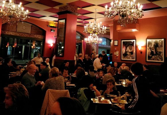 CHAT AMERICAN GRILL - 160 Photos & 244 Reviews - 1 Christie Pl ...