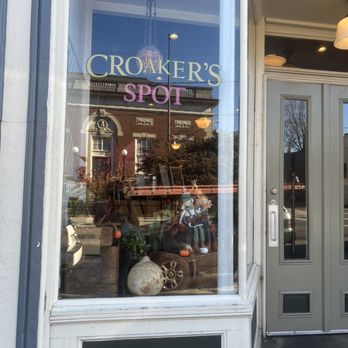 CROAKER’S SPOT - RICHMOND - Updated March 2025 - 983 Photos & 902 ...