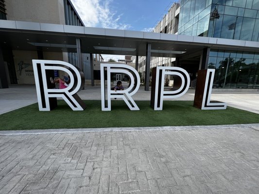 ROUND ROCK PUBLIC LIBRARY - Updated October 2025 - 69 Photos & 12 ...