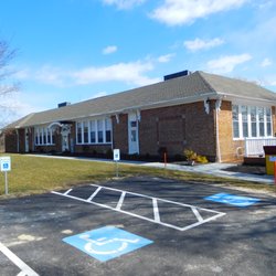 ACUSHNET PUBLIC LIBRARY - 17 Photos - 232 Middle Rd, Acushnet, MA - Yelp