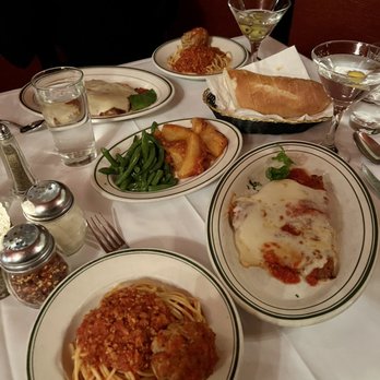 BAMONTE’S - 325 Photos & 446 Reviews - 32 Withers St, Brooklyn, New ...