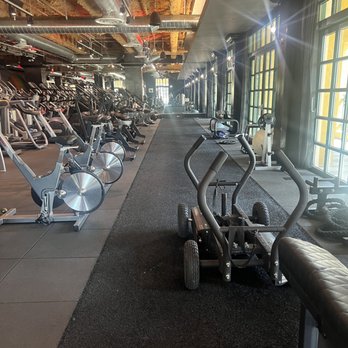 KILO CLUB - Updated December 2025 - 53 Photos & 121 Reviews - 410 S ...