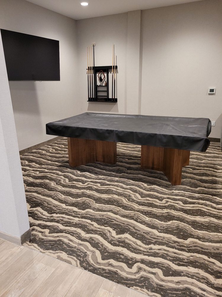 HOLIDAY INN LONG BEACH AIRPORT - Updated September 2024 - 206 Photos ...