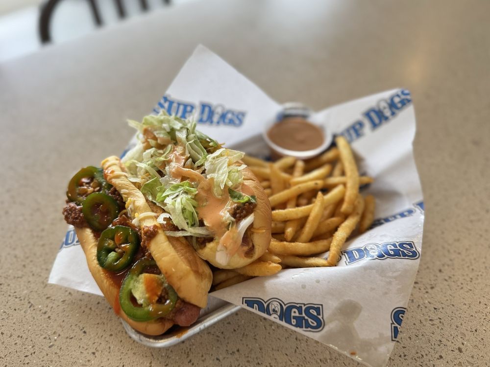 SUP DOGS - Updated October 2025 - 250 Photos & 241 Reviews - 107 E ...