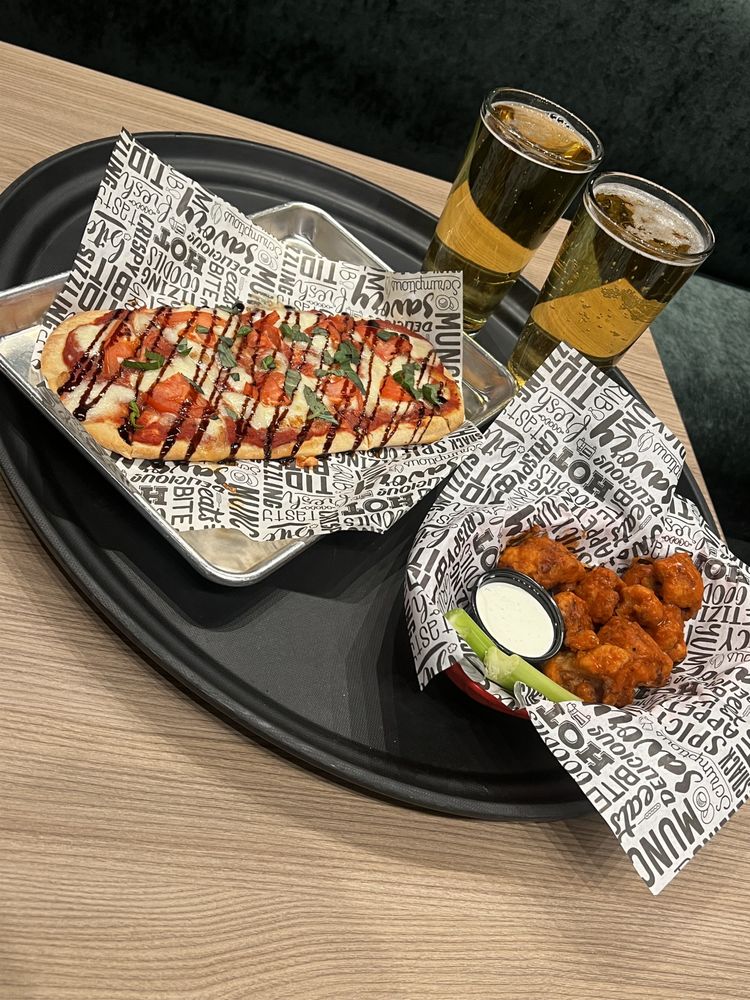 THE 202 TAVERN - Updated July 2025 - 17 Photos - 202 S Main St, Celina ...