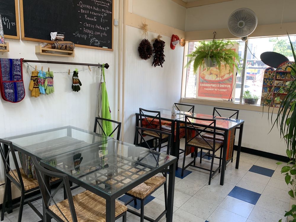 LA EMPANADA LLAMA - Updated September 2025 - 124 Photos & 107 Reviews ...