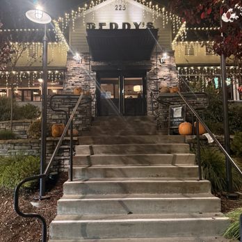 PERRY’S - NOVATO - Updated January 2026 - 193 Photos & 208 Reviews ...