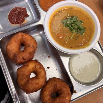 MAYURI INTERNATIONAL FOODS | REDMOND TOWN CENTER - Updated December ...