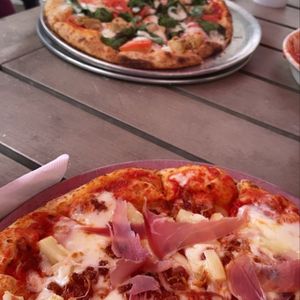SECTION STREET PIZZA - 36 Photos & 39 Reviews - Pizza - 108 N Section ...