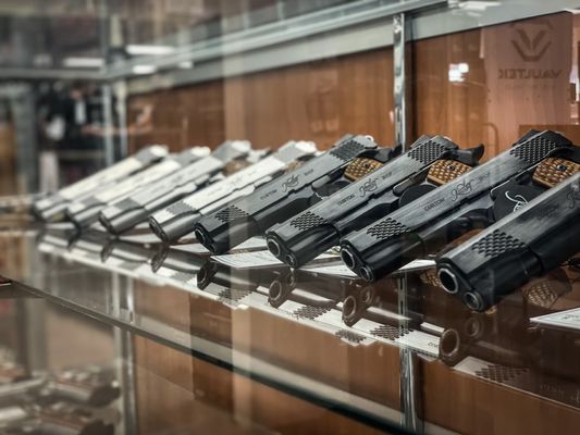 FOWLER GUN ROOM - Updated June 2024 - 88 Photos & 283 Reviews - 358 S ...